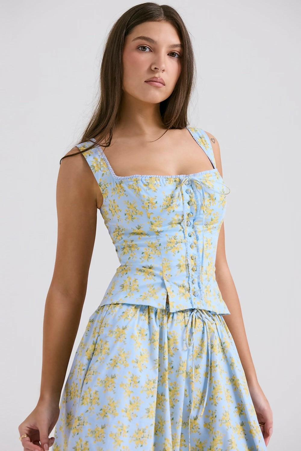 Juan Crop and Cora Midi skirt in Soft Blue Vintage Floral Print Size X ...